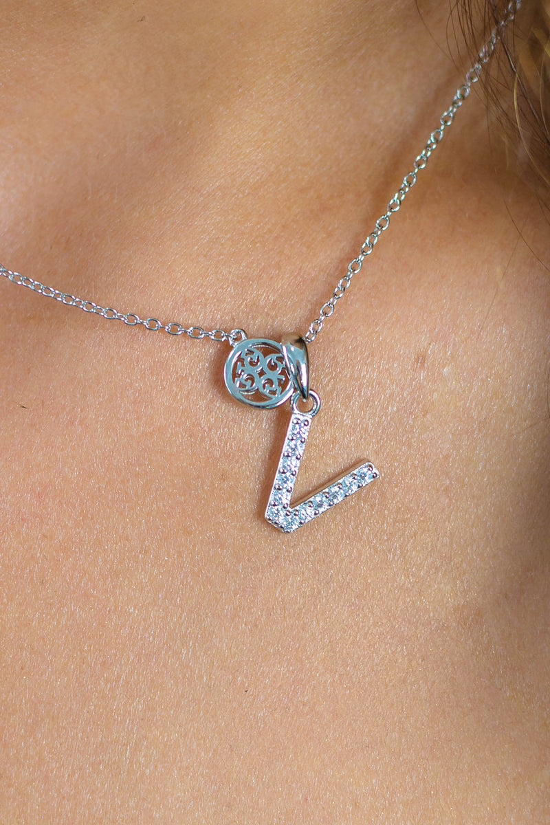 LUXURY LETTERS V INITIAL PENDANT SILVER – Georgini International